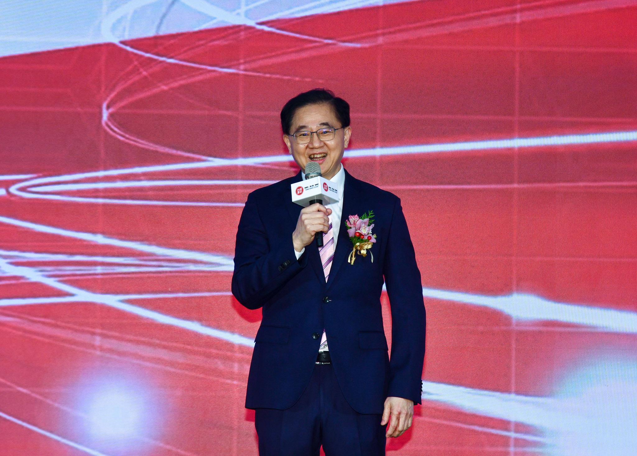 棒籃足網4球助威 台灣運彩2025銷售衝破700億 | 蕃新聞